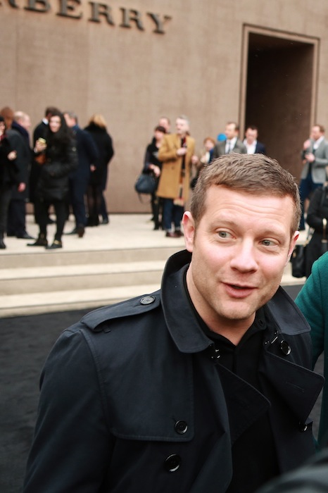 BURBERRY PRORSUM celebs + BTS LC:M - Fashion Daily Mag