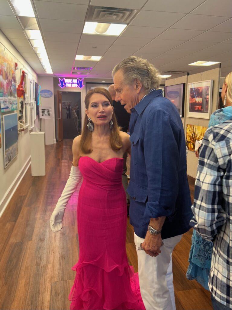 ART in HAMPTONS: ARTACOM show colors our summer mood - Fashion Daily Mag