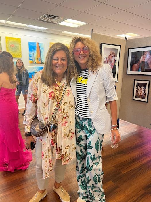 ART in HAMPTONS: ARTACOM show colors our summer mood - Fashion Daily Mag