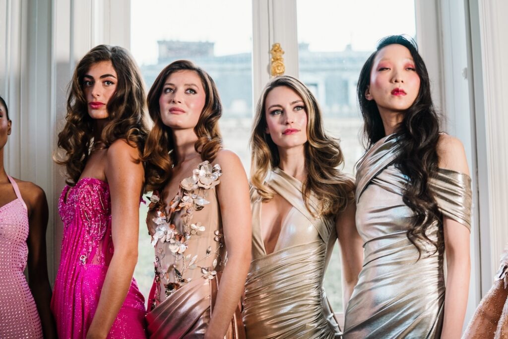 PARIS FASHION WEEK: WALTER MENDEZ debuts Spring 2025 romantic fashion ...