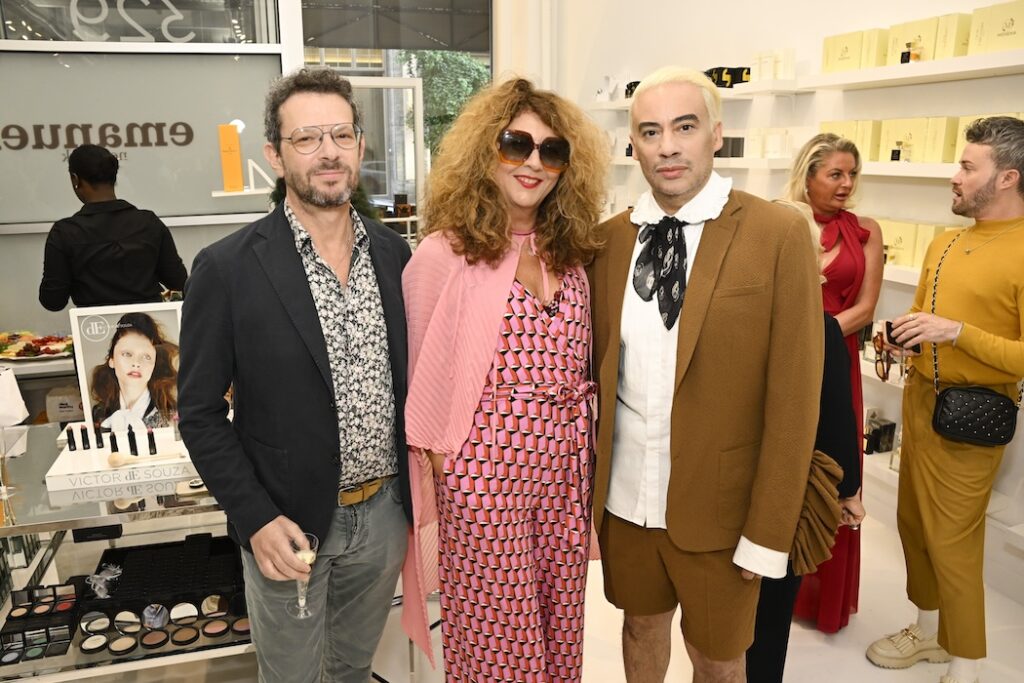 Designer VICTOR de SOUZA opens new store EMANUEL in New York City ...