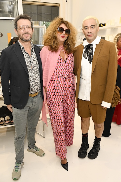 Designer VICTOR de SOUZA opens new store EMANUEL in New York City ...