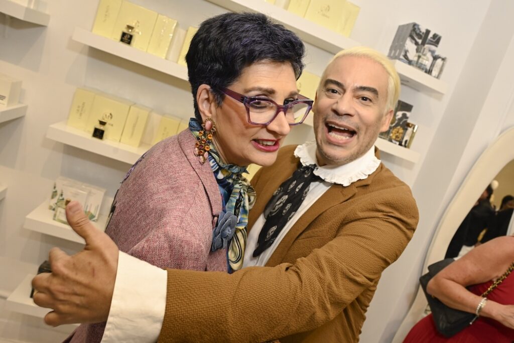 Designer VICTOR de SOUZA opens new store EMANUEL in New York City ...